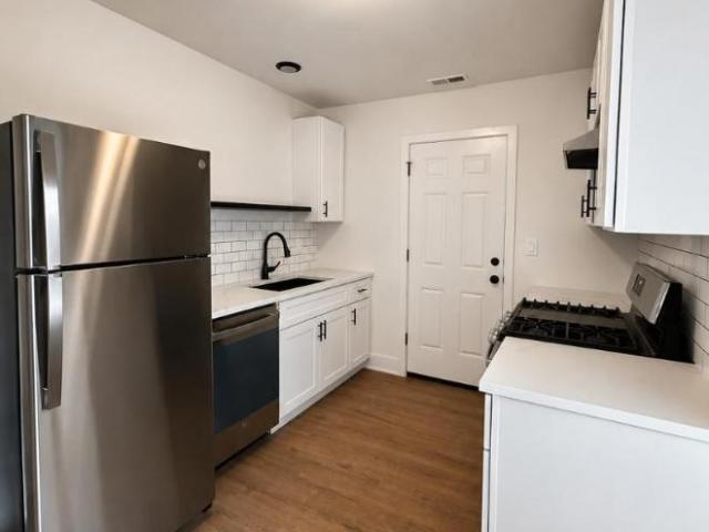 1 Br, 1 bath, Other 1605 West Fargo Avenue