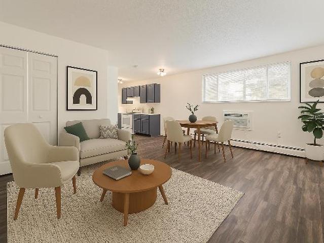 1 Br, 1 bath, Other 16415 14th Pl