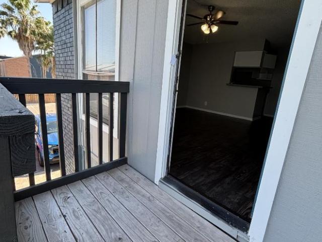 1 Br, 1 bath, Other 1709 West Schunior Street