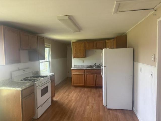 1 Br, 1 bath, Other 1710 Main Street