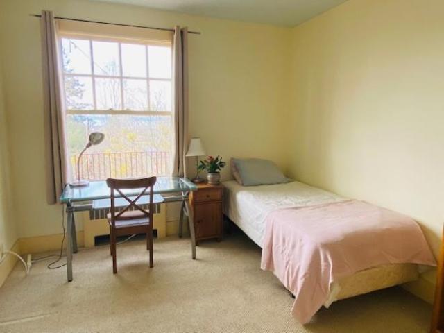 1 Br, 1 bath, Other 1815 Highland Place