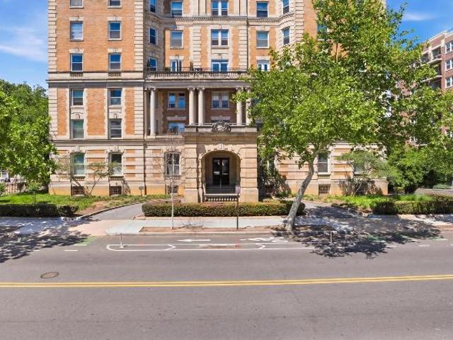 1 Br, 1 bath, Other 1851 Columbia Rd NW