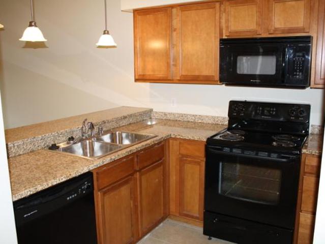 1 Br, 1 bath, Other 1909 E Sunset Dr