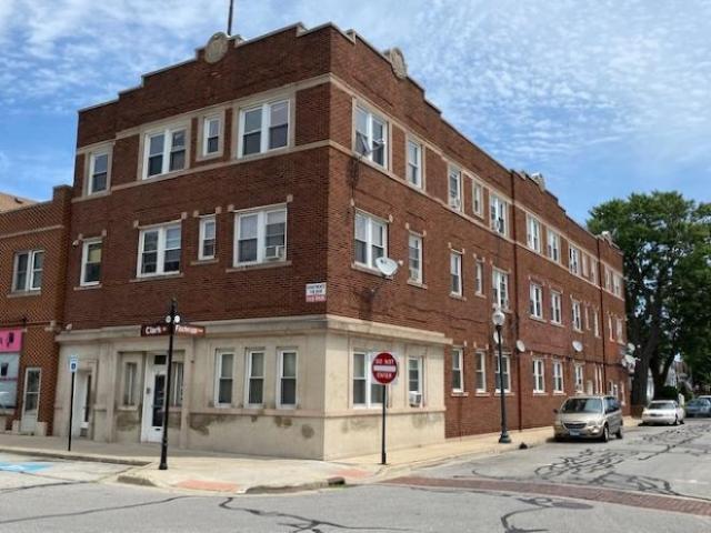 1 Br, 1 bath, Other 1923 Clark Street