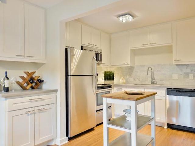 1 Br, 1 bath, Other 2043 Sul Ross Street