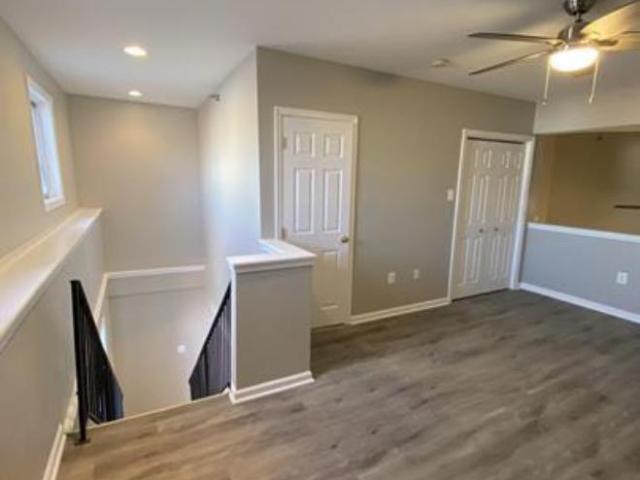 1 Br, 1 bath, Other 205 North Market Street