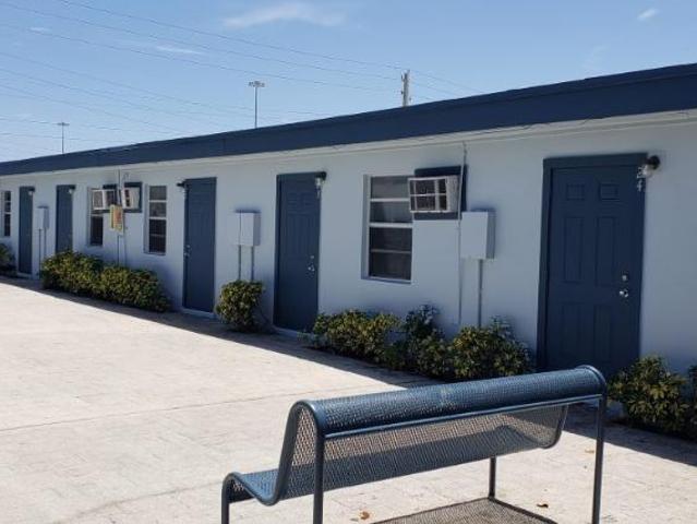 1 Br, 1 bath, Apartment 223 Prresident Barack Obama Hwy