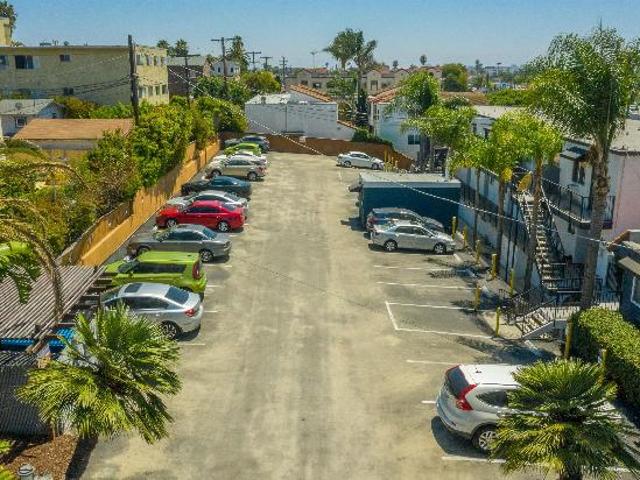 1 Br, 1 bath, Other 2405 2411 Adams Ave