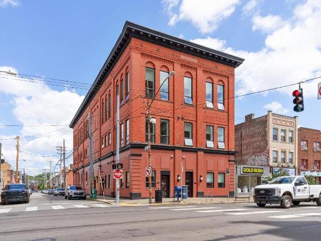 1 Br, 1 bath, Apartment 251 Pearl St