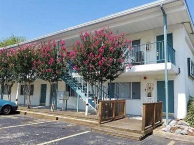 1 Br, 1 bath, Other 251 West Ocean View Ave