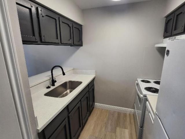 1 Br, 1 bath, Other 2755 Louisiana Ave