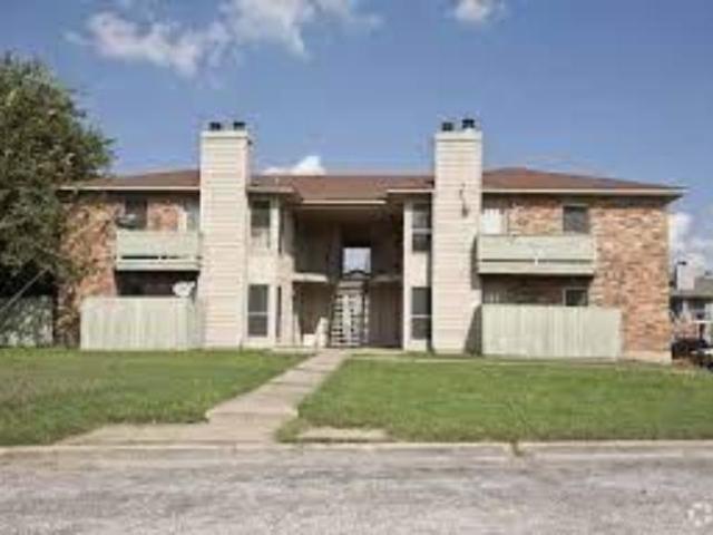 1 Br, 1 bath, Other 2800 Bull Run