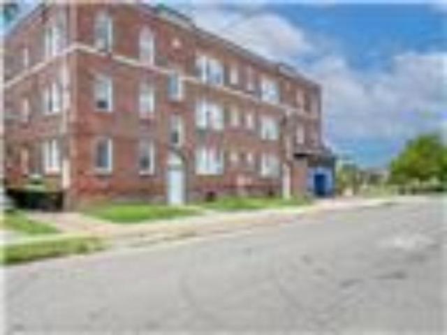 1 Br, 1 bath, Apartment 2811 Colonial Avenue