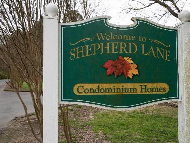 1 Br, 1 bath, Other 2 Shepherd Ln