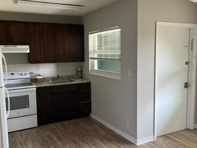 1 Br, 1 bath, Other 3071 Northwest 9th Avenue