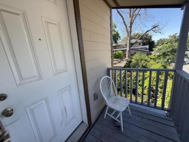 1 Br, 1 bath, Other 330 Barrett Place