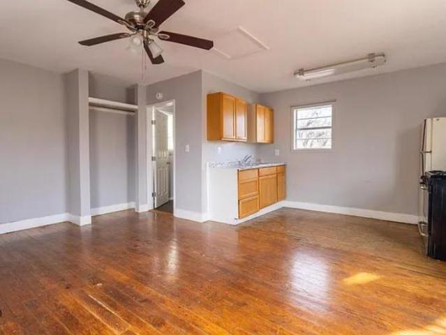1 Br, 1 bath, Single Family Home 1604 Harrison St