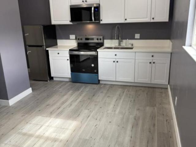 1 Br, 1 bath, Single Family Home 3600 Evalee Ln