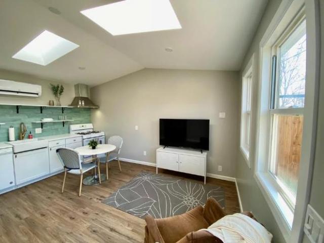 1 Br, 1 bath, Single Family Yarrow Street And 57th Avenue