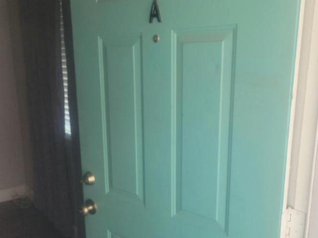 1 Br, 1 bath, Single Family 1405 S Newberry Ln