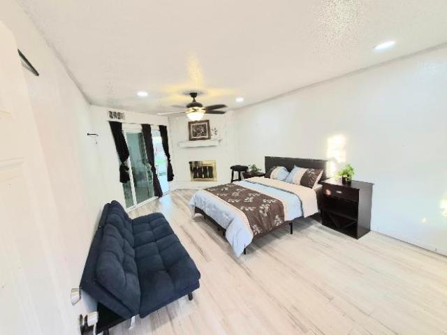 1 Br, 1 bath, Single Family 1533 Bosque Dr