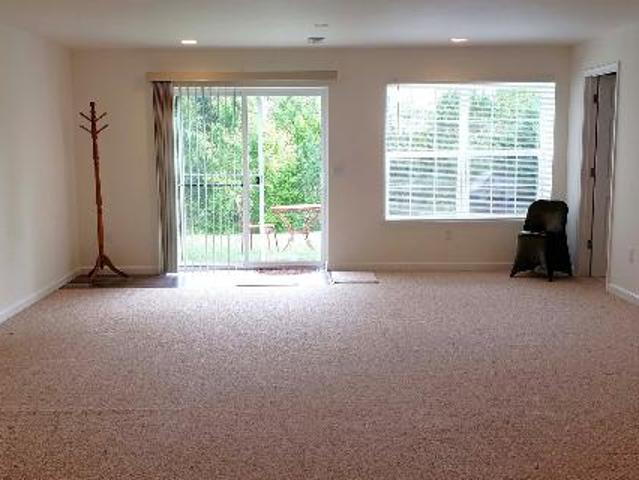 1 Br, 1 bath, Single Family 16057 Dancing Leaf Pl