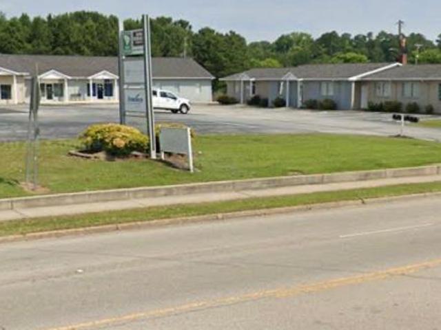 1 Br, 1 bath, Single Family 1645 J A Cochran Byp