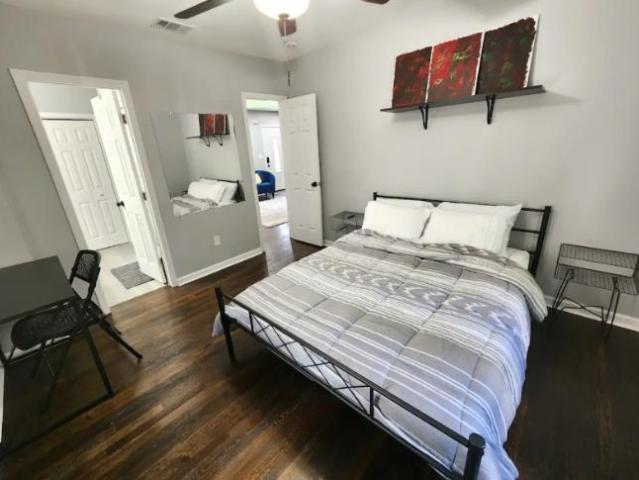 1 Br, 1 bath, Single Family 1677 M L K Jr Dr NW