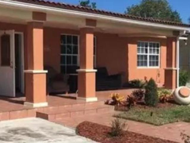1 Br, 1 bath, Single Family 16923 Nw 53 Ave