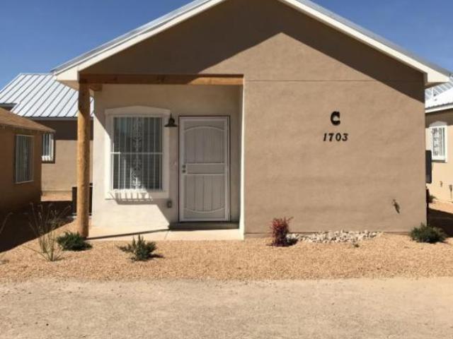 1 Br, 1 bath, Single Family 1703 C Lomas Blvd NW