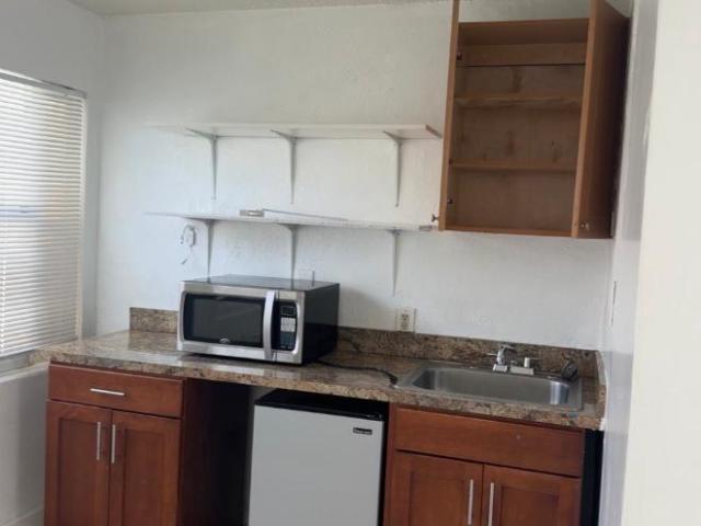 1 Br, 1 bath, Single Family 1831 Rodman