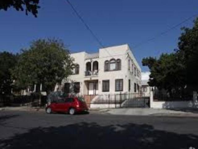 1 Br, 1 bath, Single Family 1833 W 11th Pl