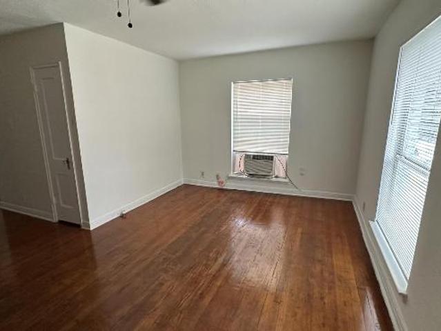 1 Br, 1 bath, Single Family 1842 West Main