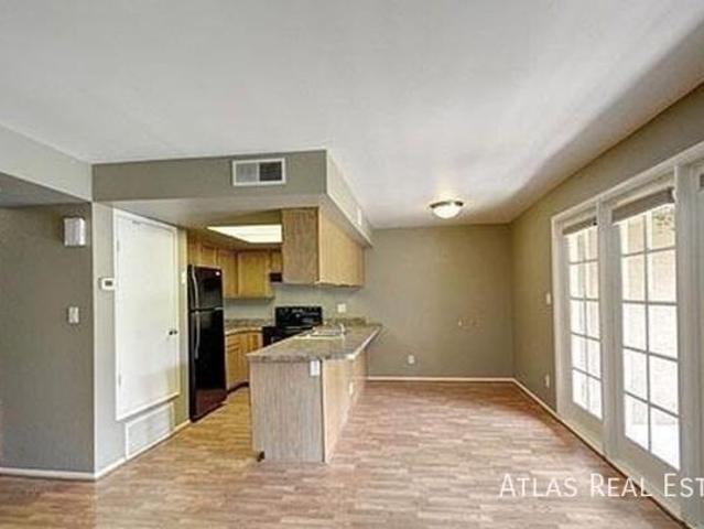 1 Br, 1 bath, Single Family 18811 N 19th Avenue