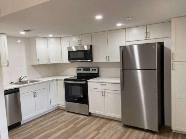 1 Br, 1 bath, Single Family 1895 40th Avenue
