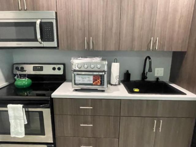 1 Br, 1 bath, Single Family 18 Nw 45 Street