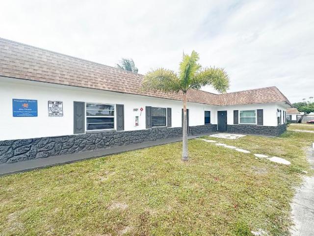 1 Br, 1 bath, Single Family 1941 Northwest 14th Avenue