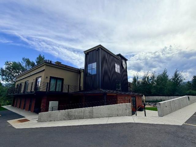 1 Br, 1 bath, Single Family 1001 River Drive