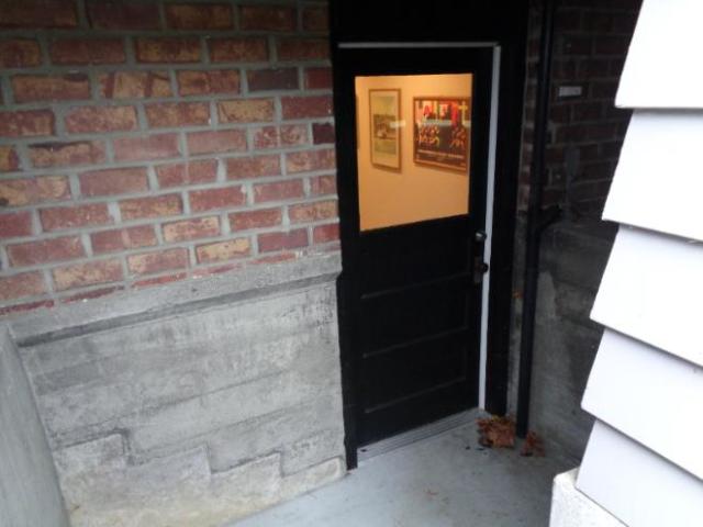 1 Br, 1 bath, Single Family 1012 Grand Ave