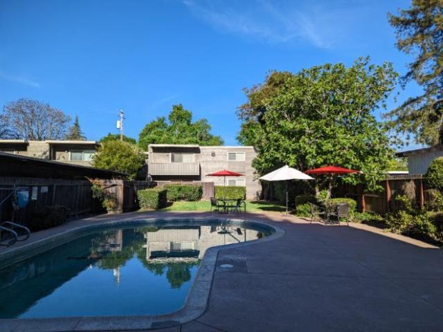 1 Br, 1 bath, Single Family 1044 Rivara Road