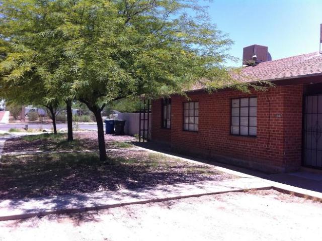 1 Br, 1 bath, Single Family 1045 E 9th Street
