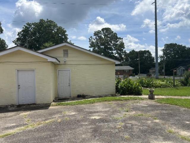1 Br, 1 bath, Single Family 105 Peachtree Extension