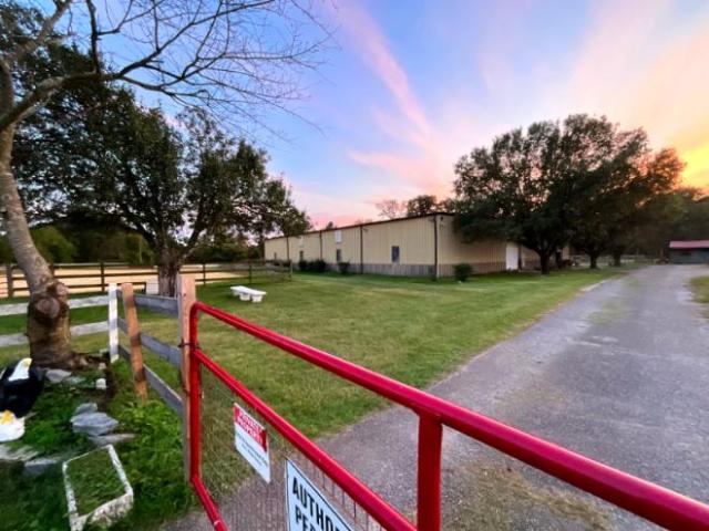 1 Br, 1 bath, Single Family 10941 Tippett Rd