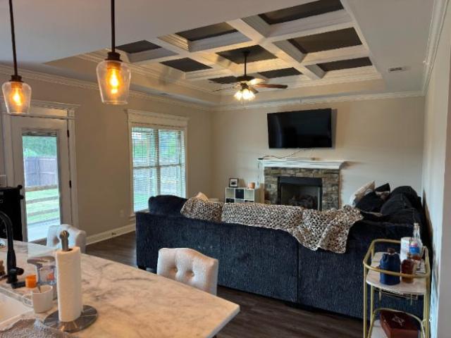1 Br, 1 bath, Single Family 109 Wynchase Ln