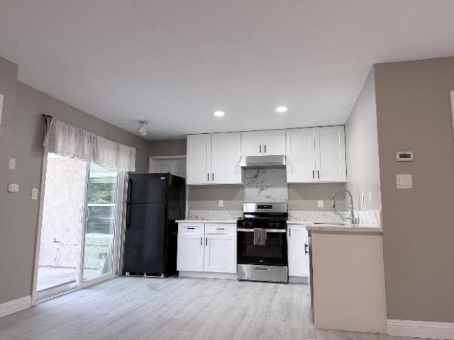 1 Br, 1 bath, Single Family 11413 Meknes Way