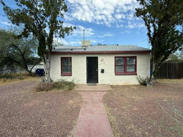 1 Br, 1 bath, Single Family 1143 N Richey