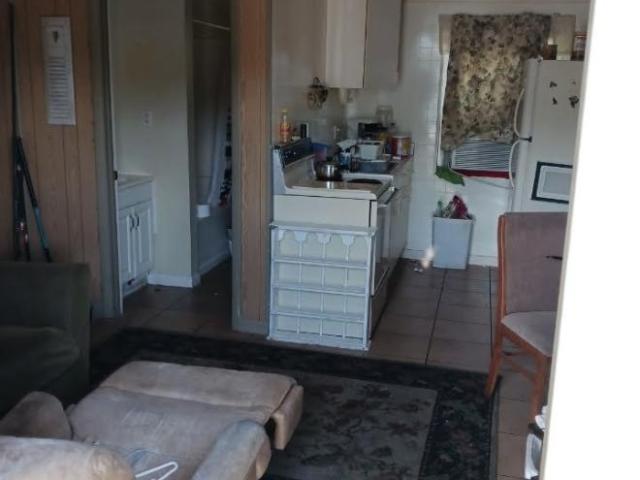 1 Br, 1 bath, Single Family 11641 Ocklawaha Drive