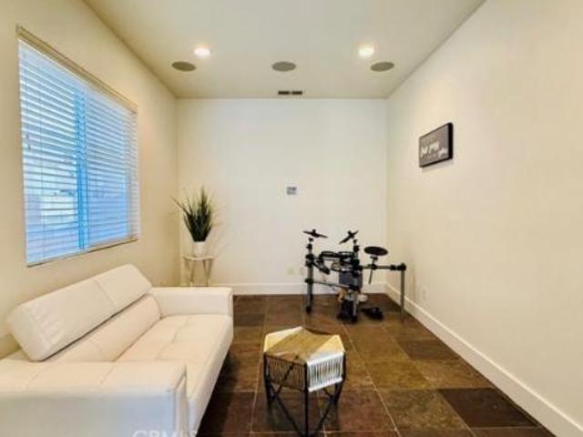 1 Br, 1 bath, Single Family 11958 Sunstone Ct