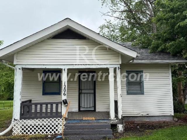 1 Br, 1 bath, Single Family 1206 Robinson