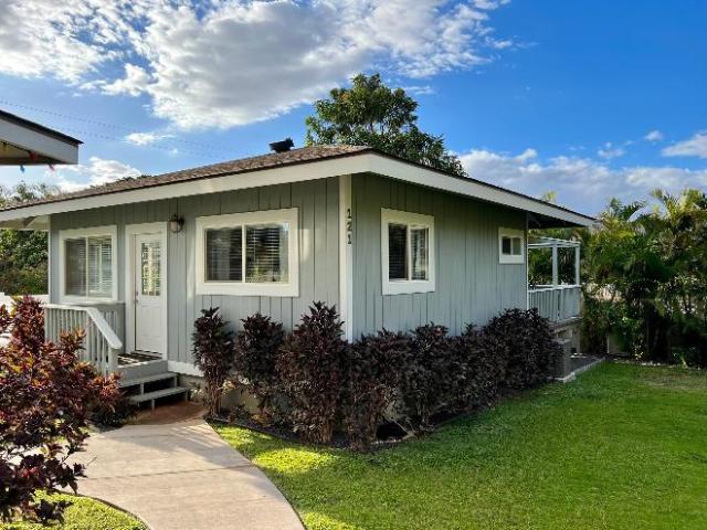 1 Br, 1 bath, Single Family 121 Honuhula Place